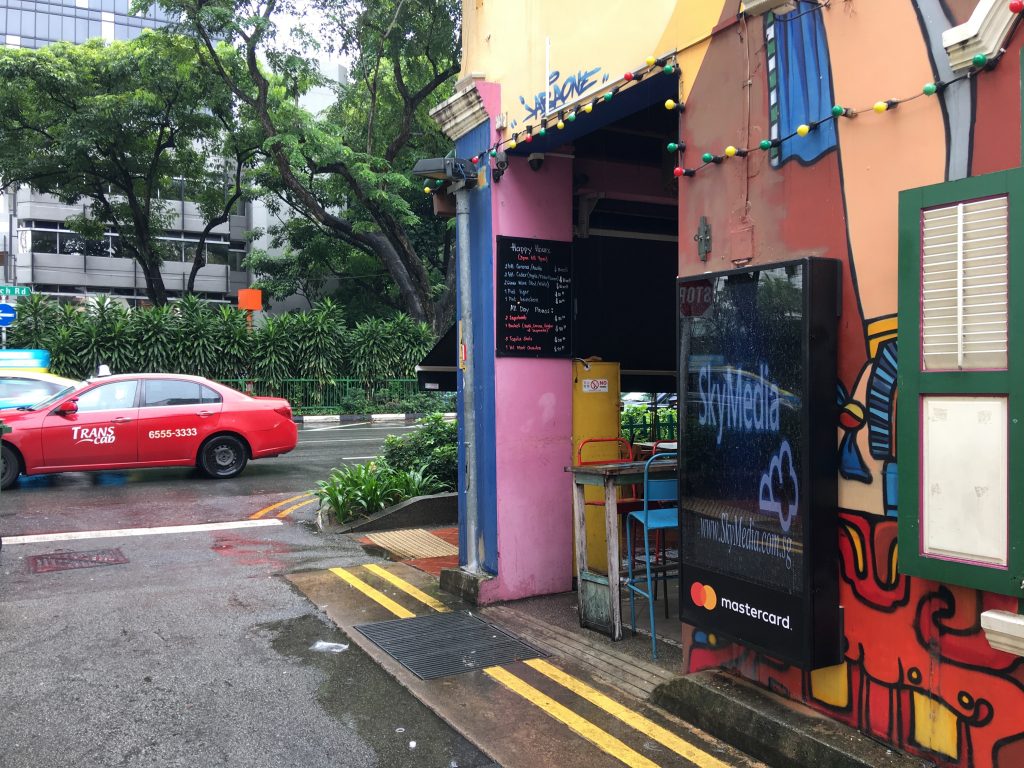 Best Practices for Creating Effective Digital Signage Content - SkyMedia